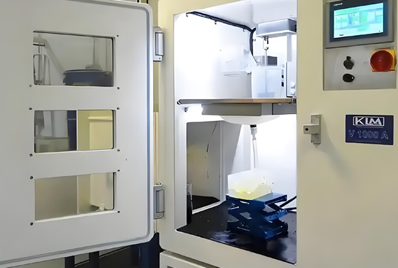 How does China vacuum casting machine work?